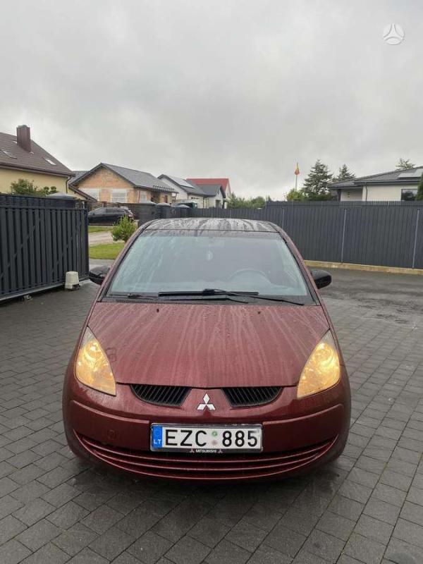 Sarkans Mitsubishi Colt 2005 Klaipėda, ar dzinēja tilpumu 1.12 L un nobraukumu 93 tūkst. km par 3000 €, foto 1 vietnē AUTOMOTO.COM.LV