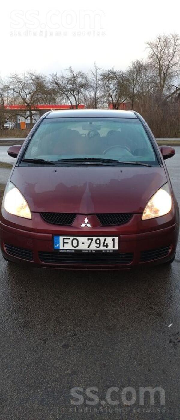 Mitsubishi Colt 2005 Rīga vietnē Sarkans Mitsubishi Colt 2005 Rīga, ar dzinēja tilpumu 1.50 L un nobraukumu 176 tūkst. km par 1990 €, foto 1 vietnē AUTOMOTO.COM.LV