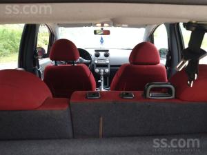 Red Mitsubishi Colt 2007 in Riga, with an engine capacity of 1.30 L and mileage of 179 thousand km for 850 €, photo 11 on AUTOMOTO.COM.LV