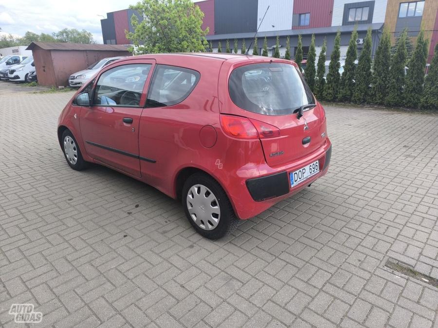 Sarkans Mitsubishi Colt 2008 Kauņa, ar dzinēja tilpumu 1.10 L un nobraukumu 159 tūkst. km par 650 €, foto 7 vietnē AUTOMOTO.COM.LV