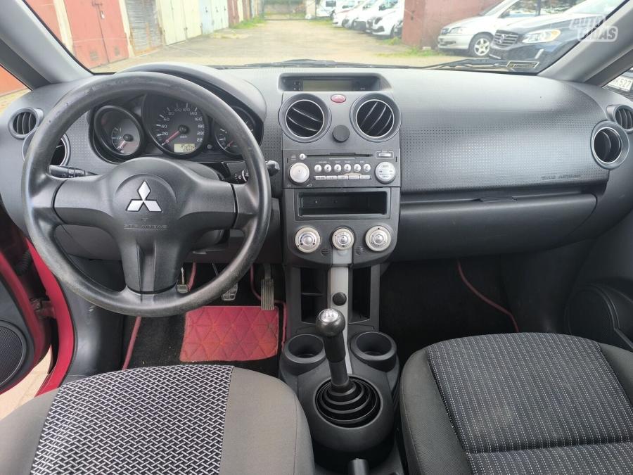 Sarkans Mitsubishi Colt 2008 Kauņa, ar dzinēja tilpumu 1.10 L un nobraukumu 159 tūkst. km par 650 €, foto 12 vietnē AUTOMOTO.COM.LV