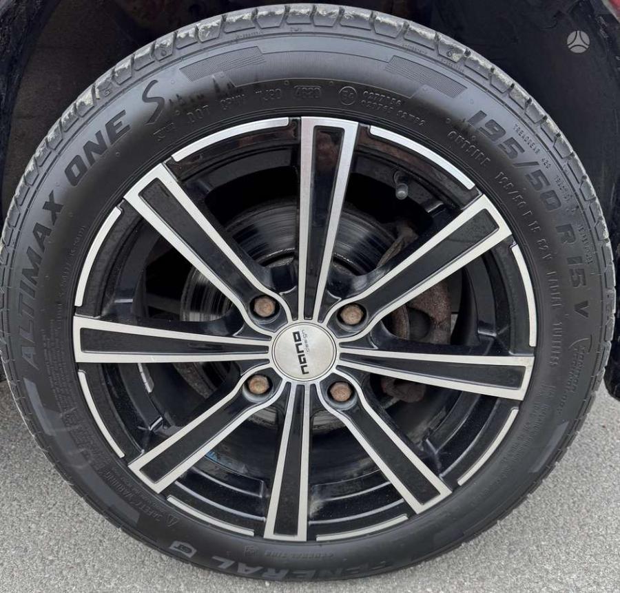 Sarkans Mitsubishi Colt 2008 Viļņa, ar dzinēja tilpumu 1.33 L un nobraukumu 175 tūkst. km par 2450 €, foto 21 vietnē AUTOMOTO.COM.LV