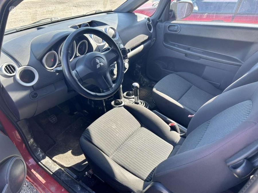 Sarkans Mitsubishi Colt 2008 Viļņa, ar dzinēja tilpumu 1.12 L un nobraukumu 172 tūkst. km par 350 €, foto 5 vietnē AUTOMOTO.COM.LV
