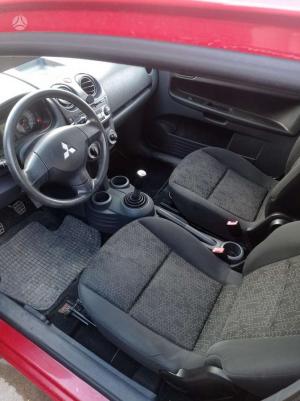 Sarkans Mitsubishi Colt 2009 Kretinga, ar dzinēja tilpumu 1.12 L un nobraukumu 171 tūkst. km par 800 €, foto 7 vietnē AUTOMOTO.COM.LV