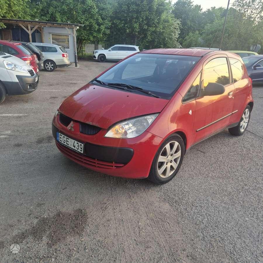 Sarkans Mitsubishi Colt 2009 Klaipėda, ar dzinēja tilpumu 1.12 L un nobraukumu 186 tūkst. km par 500 €, foto 1 vietnē AUTOMOTO.COM.LV