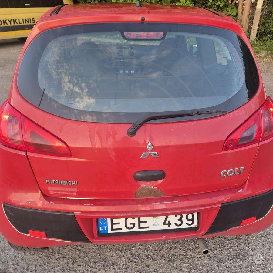 Sarkans Mitsubishi Colt 2009 Klaipėda, ar dzinēja tilpumu 1.12 L un nobraukumu 186 tūkst. km par 500 €, foto 8 vietnē AUTOMOTO.COM.LV