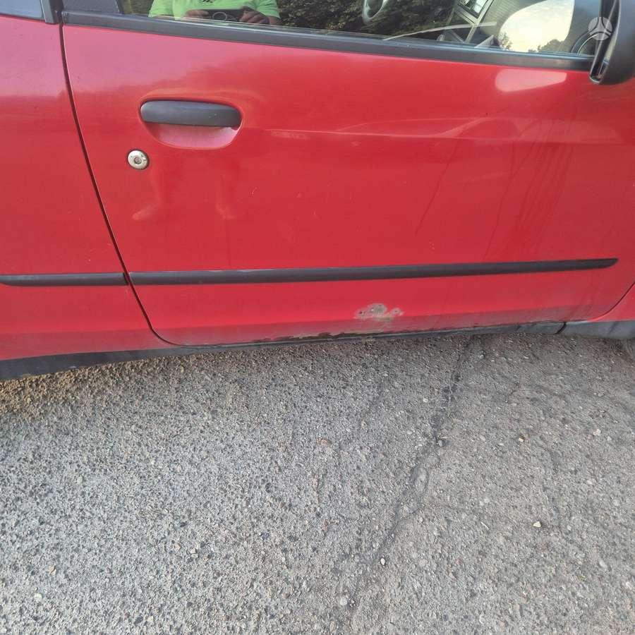 Sarkans Mitsubishi Colt 2009 Klaipėda, ar dzinēja tilpumu 1.12 L un nobraukumu 186 tūkst. km par 500 €, foto 10 vietnē AUTOMOTO.COM.LV
