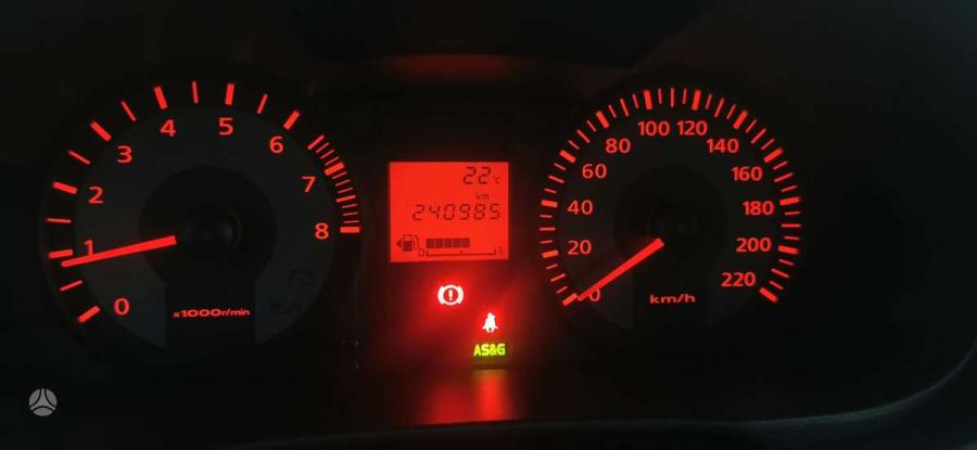 Red Mitsubishi Colt 2010 in Vilnius, with an engine capacity of 1.12 L and mileage of 241 thousand km for 1750 €, photo 13 on AUTOMOTO.COM.LV