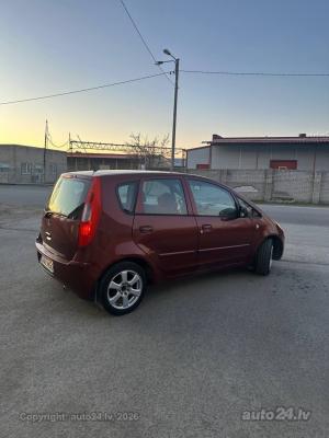 Sarkans Mitsubishi Colt 2006 Tallina, ar dzinēja tilpumu 1.30 L un nobraukumu 120 tūkst. km par 1990 €, foto 5 vietnē AUTOMOTO.COM.LV