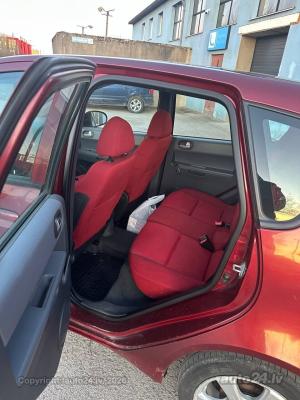 Sarkans Mitsubishi Colt 2006 Tallina, ar dzinēja tilpumu 1.30 L un nobraukumu 120 tūkst. km par 1990 €, foto 9 vietnē AUTOMOTO.COM.LV