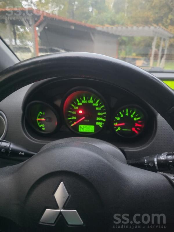 Sarkans Mitsubishi Colt 2007 Rīga, ar dzinēja tilpumu 1.30 L un nobraukumu 144 tūkst. km par 500 €, foto 6 vietnē AUTOMOTO.COM.LV