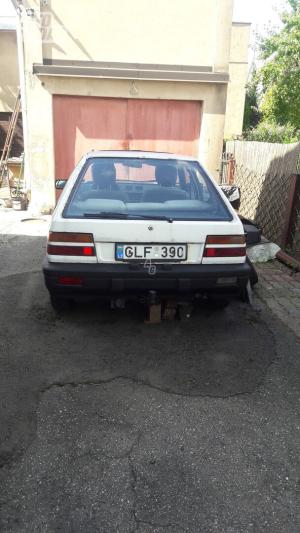 White Mitsubishi Colt 1987 in Klaipeda, with an engine capacity of 1.80 L and mileage of 300 thousand km for 500 €, photo 3 on AUTOMOTO.COM.LV