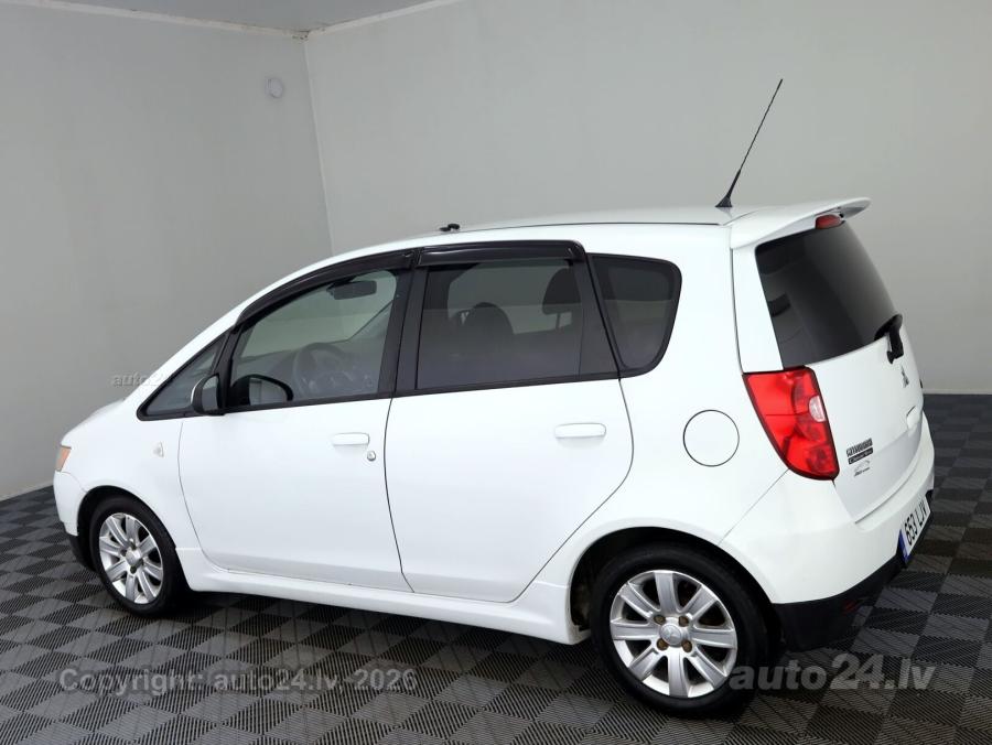 Balts Mitsubishi Colt 2010 Tallina, ar dzinēja tilpumu 1.30 L un nobraukumu 193 tūkst. km par 1499 €, foto 5 vietnē AUTOMOTO.COM.LV