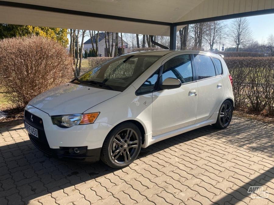 Balts Mitsubishi Colt 2010 Kretinga, ar dzinēja tilpumu 1.50 L un nobraukumu 155 tūkst. km par 5500 €, foto 1 vietnē AUTOMOTO.COM.LV