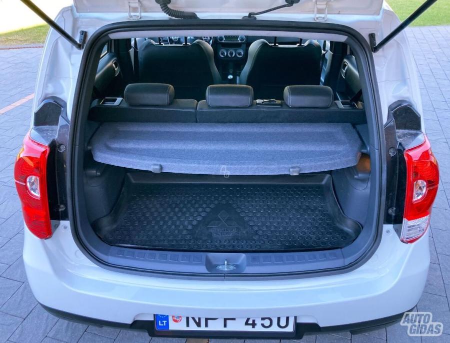 Balts Mitsubishi Colt 2010 Kretinga, ar dzinēja tilpumu 1.50 L un nobraukumu 155 tūkst. km par 5500 €, foto 7 vietnē AUTOMOTO.COM.LV