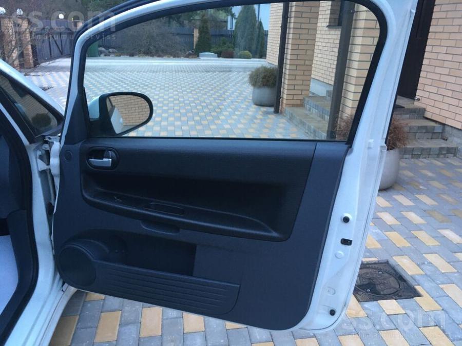 Balts Mitsubishi Colt 2013 Rīga, ar dzinēja tilpumu 1.10 L un nobraukumu 0 tūkst. km par 3650 €, foto 20 vietnē AUTOMOTO.COM.LV