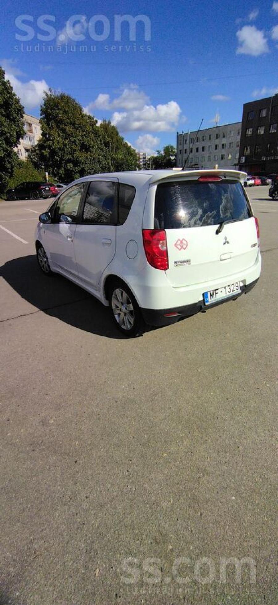 Balts Mitsubishi Colt 2012 Rīga, ar dzinēja tilpumu 1.10 L un nobraukumu 190 tūkst. km par 2000 €, foto 1 vietnē AUTOMOTO.COM.LV