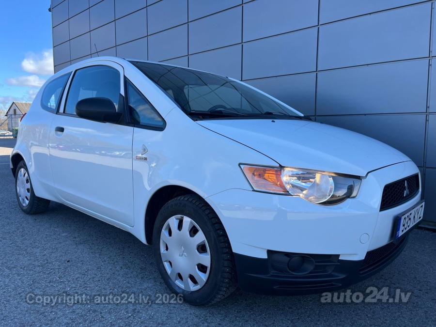 White Mitsubishi Colt 2012 in Kuressaare, with an engine capacity of 1.10 L and mileage of 165 thousand km for 2850 €, photo 4 on AUTOMOTO.COM.LV