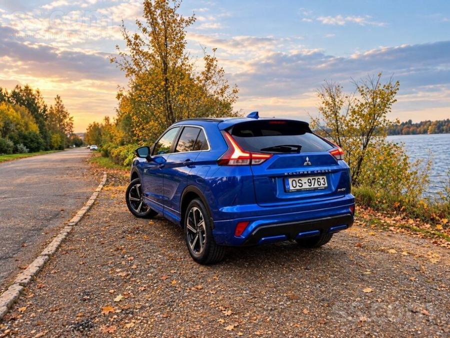 Zils Mitsubishi Eclipse 2022 Rīga, ar dzinēja tilpumu 2.40 L un nobraukumu 66 tūkst. km par 22990 €, foto 5 vietnē AUTOMOTO.COM.LV