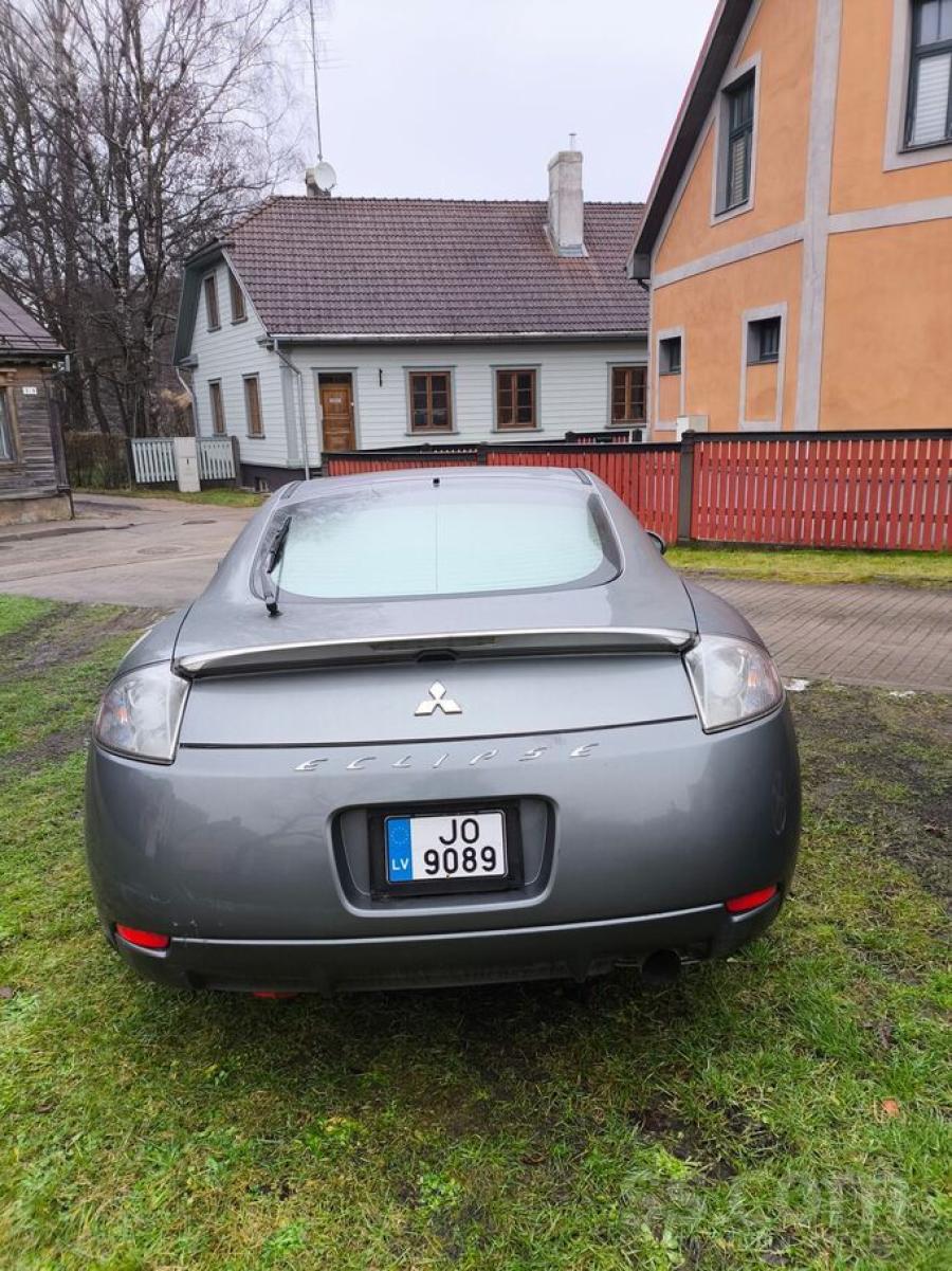 Mitsubishi Eclipse 2006 Cēsis, ar dzinēja tilpumu 2.40 L un nobraukumu 160 tūkst. km par 3190 €, foto 6 vietnē AUTOMOTO.COM.LV