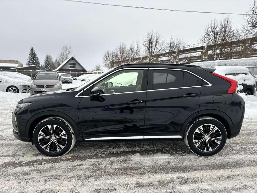 Black Mitsubishi Eclipse Cross 2018 in Telschi, with an engine capacity of 1.50 L and mileage of 138 thousand km for 17800 €, photo 6 on AUTOMOTO.COM.LV