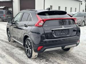 Black Mitsubishi Eclipse Cross 2018 in Telschi, with an engine capacity of 1.50 L and mileage of 138 thousand km for 17800 €, photo 7 on AUTOMOTO.COM.LV