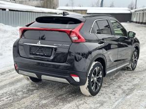 Black Mitsubishi Eclipse Cross 2018 in Telschi, with an engine capacity of 1.50 L and mileage of 138 thousand km for 17800 €, photo 8 on AUTOMOTO.COM.LV