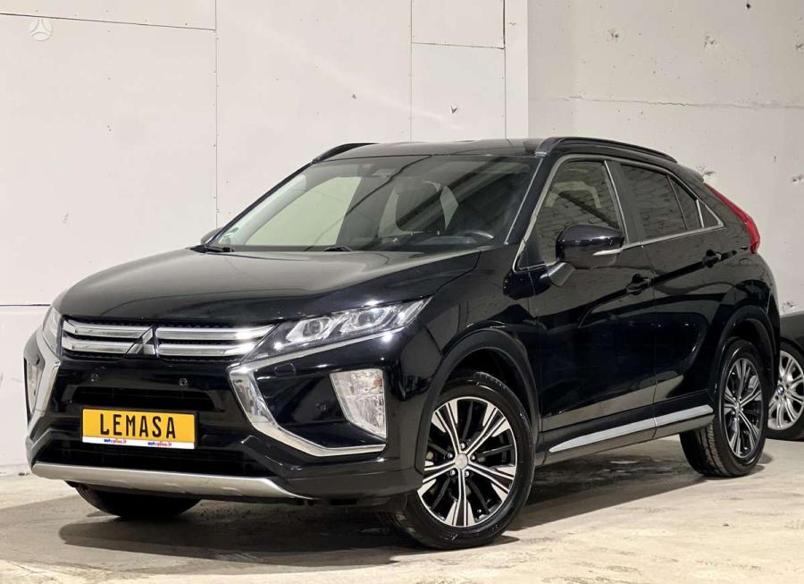 Melns Mitsubishi Eclipse Cross 2018 Klaipėda, ar dzinēja tilpumu 1.50 L un nobraukumu 212 tūkst. km par 13999 €, foto 9 vietnē AUTOMOTO.COM.LV