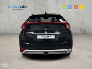 Black Mitsubishi Eclipse Cross 2018 in Vilnius, with an engine capacity of 1.50 L and mileage of 88 thousand km for 17000 €, photo 5 on AUTOMOTO.COM.LV