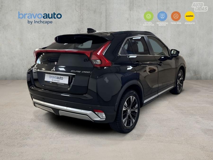 Black Mitsubishi Eclipse Cross 2018 in Vilnius, with an engine capacity of 1.50 L and mileage of 88 thousand km for 17000 €, photo 6 on AUTOMOTO.COM.LV