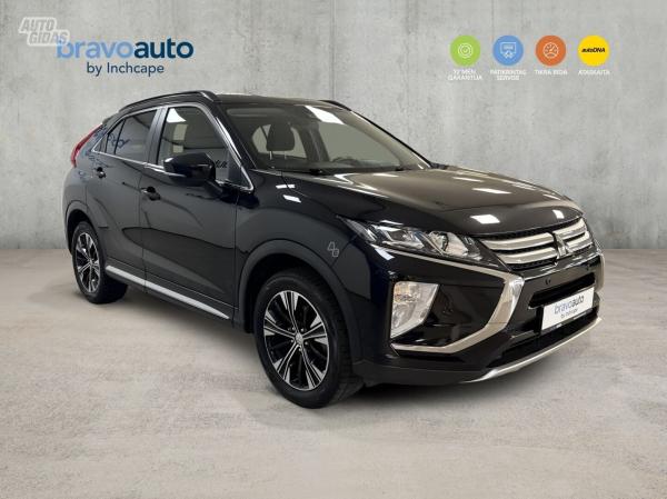 Melns Mitsubishi Eclipse Cross 2018 Viļņa, ar dzinēja tilpumu 1.50 L un nobraukumu 88 tūkst. km par 17000 €, foto 6 vietnē AUTOMOTO.COM.LV