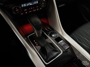 Black Mitsubishi Eclipse Cross 2018 in Vilnius, with an engine capacity of 1.50 L and mileage of 88 thousand km for 17000 €, photo 15 on AUTOMOTO.COM.LV