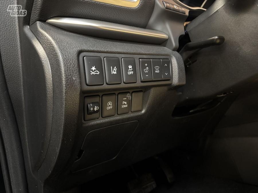 Black Mitsubishi Eclipse Cross 2018 in Vilnius, with an engine capacity of 1.50 L and mileage of 88 thousand km for 17000 €, photo 17 on AUTOMOTO.COM.LV
