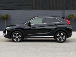 Black Mitsubishi Eclipse Cross 2018 in Siauliai, with an engine capacity of 1.50 L and mileage of 151 thousand km for 12290 €, photo 5 on AUTOMOTO.COM.LV