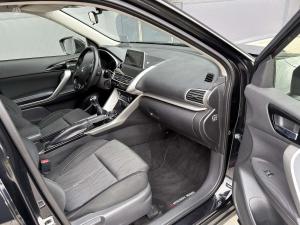 Black Mitsubishi Eclipse Cross 2018 in Siauliai, with an engine capacity of 1.50 L and mileage of 151 thousand km for 12290 €, photo 21 on AUTOMOTO.COM.LV