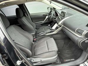 Black Mitsubishi Eclipse Cross 2018 in Siauliai, with an engine capacity of 1.50 L and mileage of 151 thousand km for 12290 €, photo 22 on AUTOMOTO.COM.LV