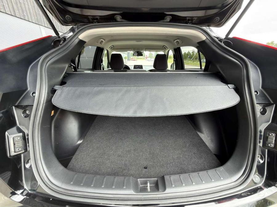 Black Mitsubishi Eclipse Cross 2018 in Siauliai, with an engine capacity of 1.50 L and mileage of 151 thousand km for 12290 €, photo 31 on AUTOMOTO.COM.LV