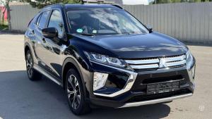 Melns Mitsubishi Eclipse Cross 2018 Telšiai, ar dzinēja tilpumu 1.50 L un nobraukumu 138 tūkst. km par 14900 €, foto 4 vietnē AUTOMOTO.COM.LV