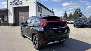 Melns Mitsubishi Eclipse Cross 2018 Telšiai, ar dzinēja tilpumu 1.50 L un nobraukumu 138 tūkst. km par 14900 €, foto 9 vietnē AUTOMOTO.COM.LV