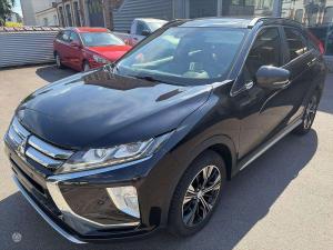 Black Mitsubishi Eclipse Cross 2018 in Klaipeda, with an engine capacity of 1.50 L and mileage of 113 thousand km for 13999 €, photo 6 on AUTOMOTO.COM.LV