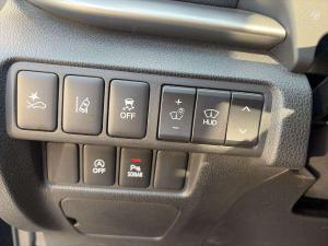 Black Mitsubishi Eclipse Cross 2018 in Klaipeda, with an engine capacity of 1.50 L and mileage of 113 thousand km for 13999 €, photo 14 on AUTOMOTO.COM.LV
