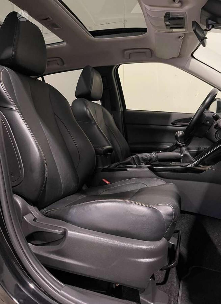 Melns Mitsubishi Eclipse Cross 2018 Klaipėda, ar dzinēja tilpumu 1.50 L un nobraukumu 113 tūkst. km par 13999 €, foto 13 vietnē AUTOMOTO.COM.LV