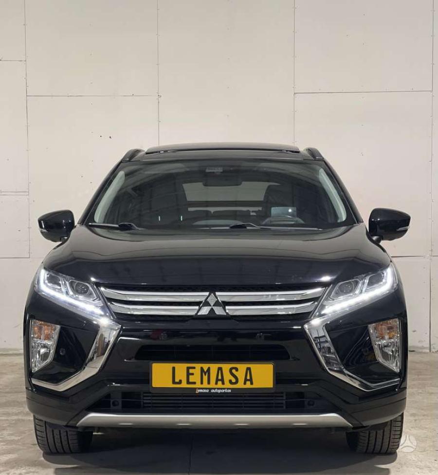 Melns Mitsubishi Eclipse Cross 2018 Klaipėda, ar dzinēja tilpumu 1.50 L un nobraukumu 113 tūkst. km par 13999 €, foto 24 vietnē AUTOMOTO.COM.LV