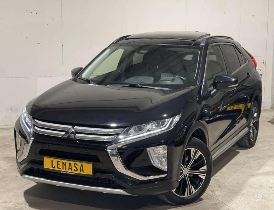 Melns Mitsubishi Eclipse Cross 2018 Klaipėda, ar dzinēja tilpumu 1.50 L un nobraukumu 113 tūkst. km par 13999 €, foto 32 vietnē AUTOMOTO.COM.LV