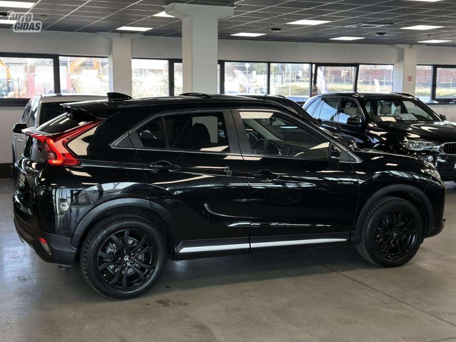 Black Mitsubishi Eclipse Cross 2019 in Klaipeda, with an engine capacity of 2.30 L and mileage of 172 thousand km for 17999 €, photo 28 on AUTOMOTO.COM.LV