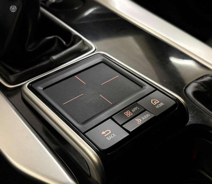Black Mitsubishi Eclipse Cross 2019 in Marijampole, with an engine capacity of 1.50 L and mileage of 143 thousand km for 13450 €, photo 14 on AUTOMOTO.COM.LV