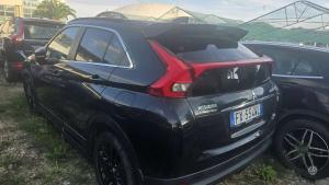 Melns Mitsubishi Eclipse Cross 2019 Panevēža, ar dzinēja tilpumu 2.20 L un nobraukumu 103 tūkst. km par 13500 €, foto 6 vietnē AUTOMOTO.COM.LV