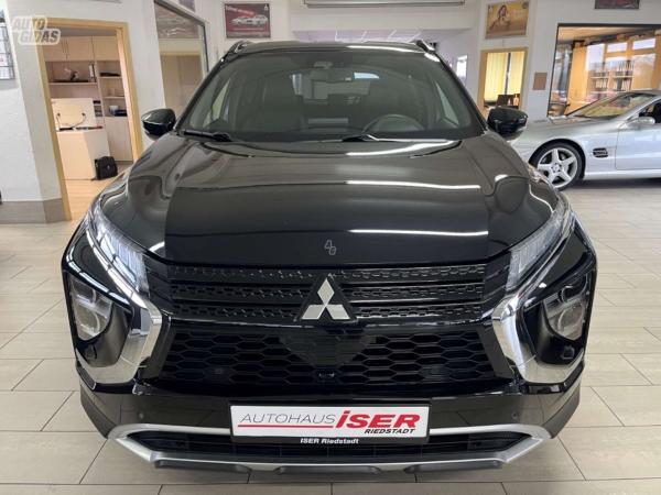 Melns Mitsubishi Eclipse Cross 2021 Kauņa, ar dzinēja tilpumu 2.40 L un nobraukumu 60 tūkst. km par 24141 €, foto 3 vietnē AUTOMOTO.COM.LV