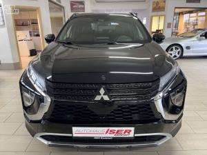 Black Mitsubishi Eclipse Cross 2021 in Kaunas, with an engine capacity of 2.40 L and mileage of 60 thousand km for 24141 €, photo 3 on AUTOMOTO.COM.LV