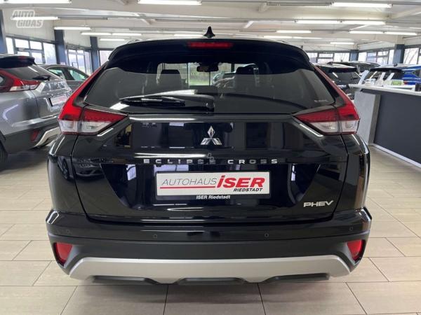Melns Mitsubishi Eclipse Cross 2021 Kauņa, ar dzinēja tilpumu 2.40 L un nobraukumu 60 tūkst. km par 24141 €, foto 6 vietnē AUTOMOTO.COM.LV
